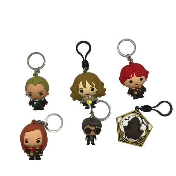 WBEI Mfg | Other | Lot Of 6 Harry Potter Key Chainsbag Clips Harry ...